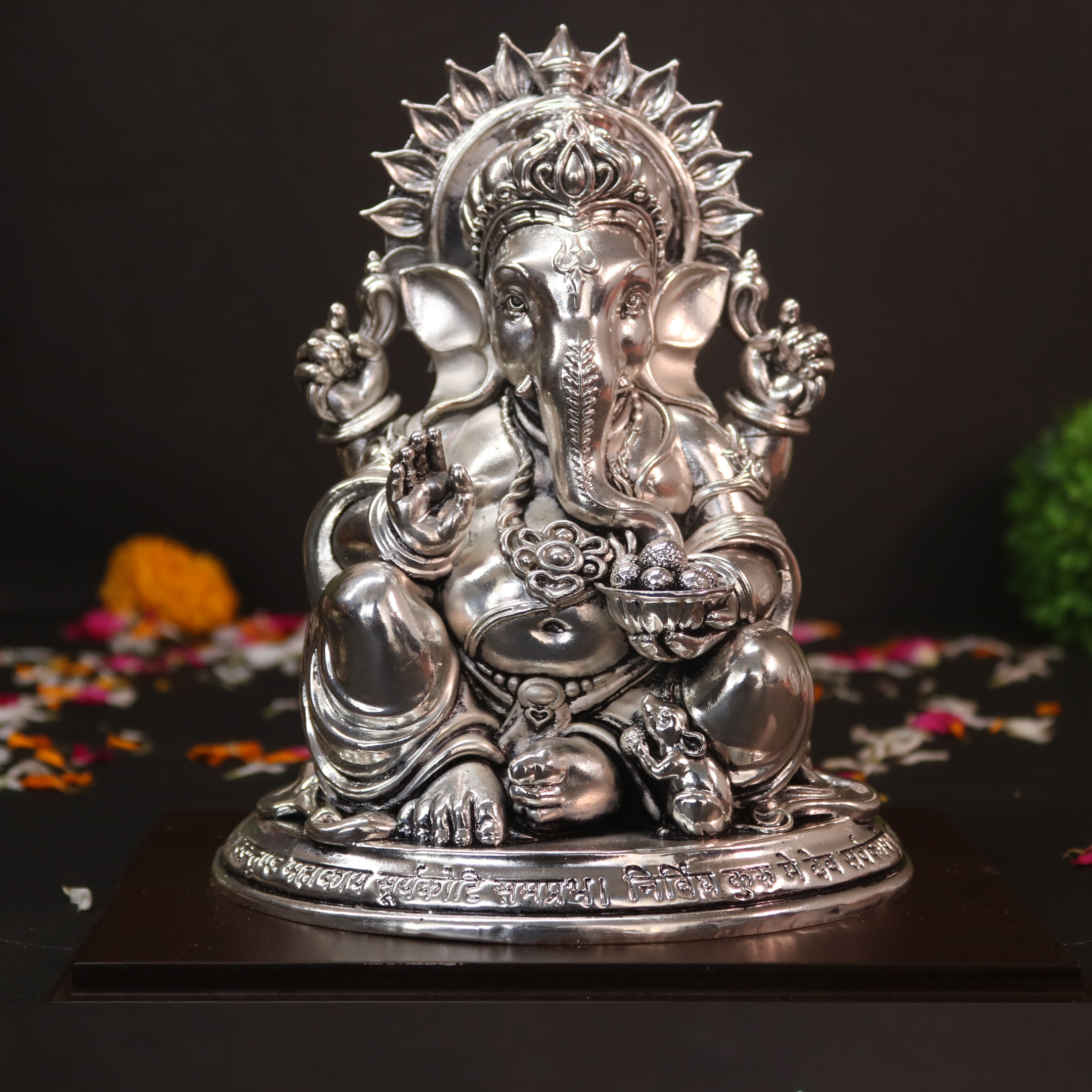 God Idol – Artkari